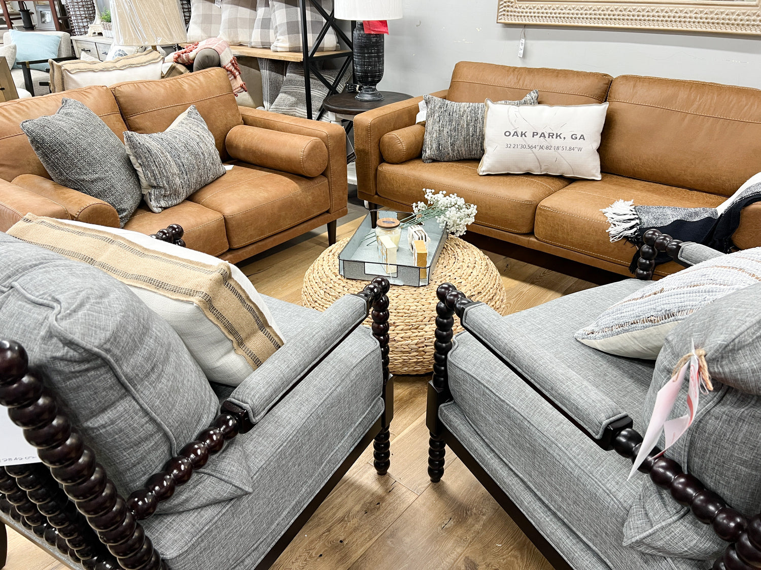 CUSTOM FURNITURE AND FLOORING – Custom Furniture and Flooring